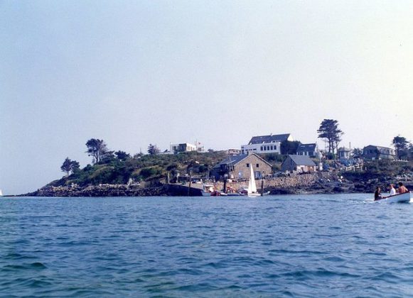 Sailing In The Chausey Islands – A Unique Place to Sail! | Cruising Sea
