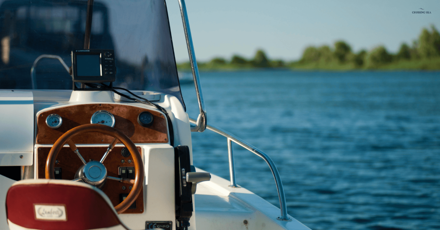 How to Drive a Boat for the First Time – Your Step By Step Guide ...